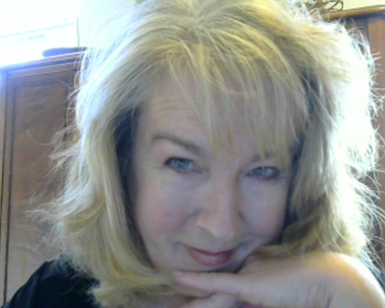 Mary Baker, Solid Communications - Payhip